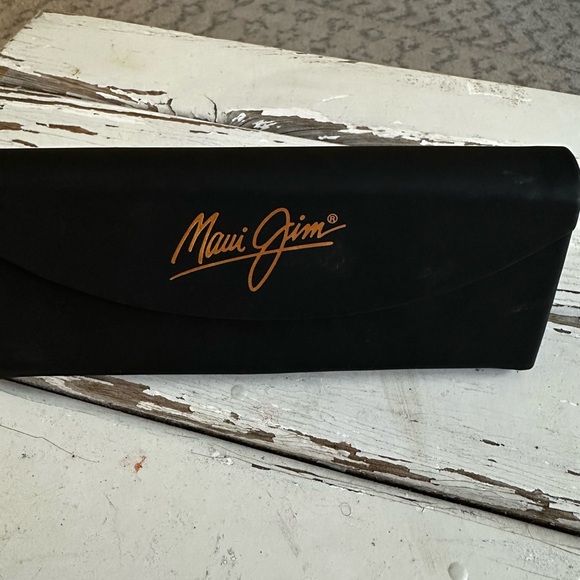 Accessories | Maui Jim Black Sunglasses Case | Poshmark